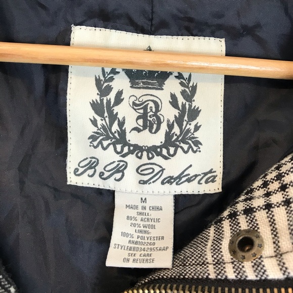 BB Dakota | Jackets & Coats | Bb Dakota Full Zip Black Plaid Hooded ...